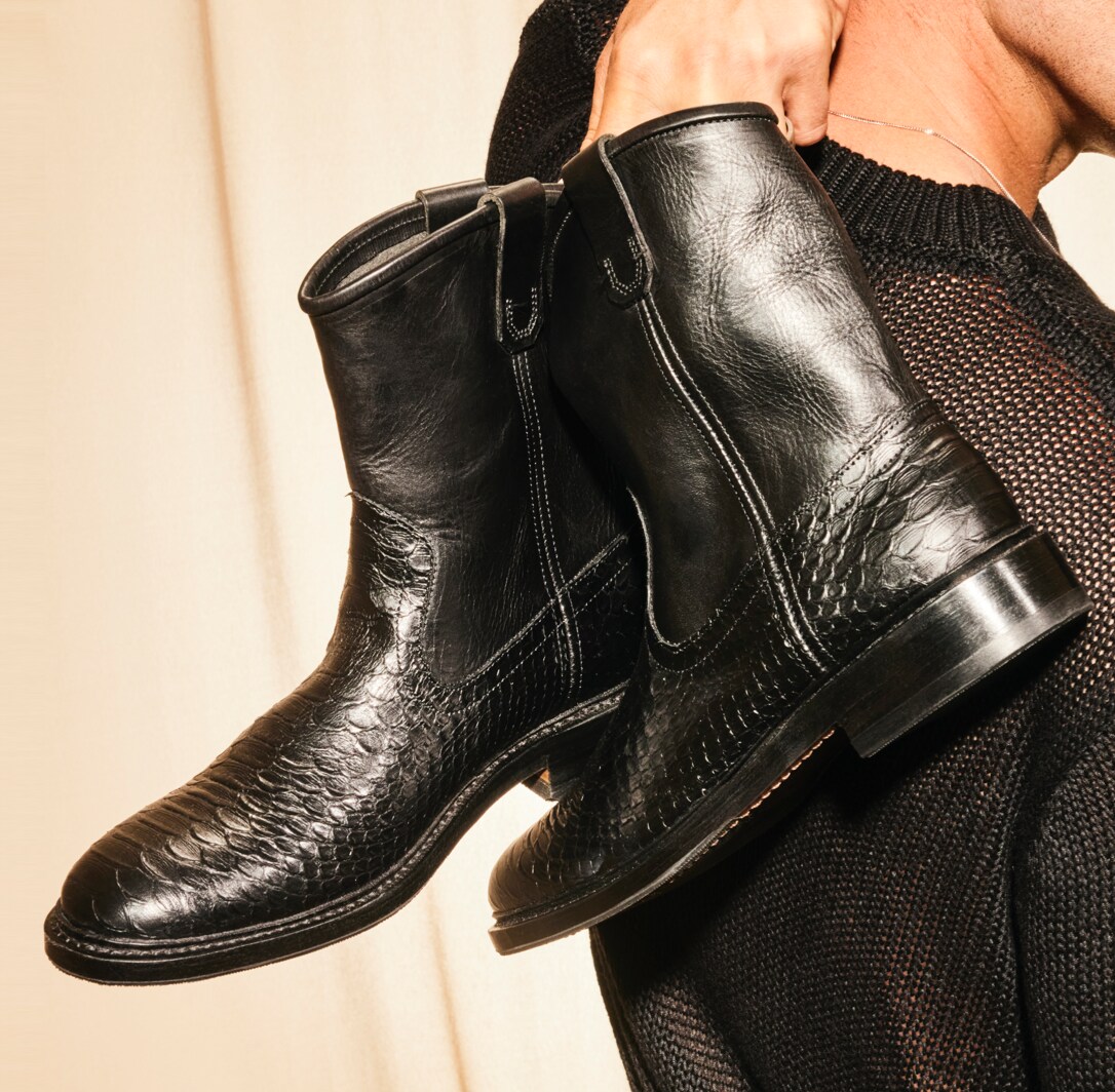 Men's Dress Shoes, Boots, Casuals & More | Allen Edmonds